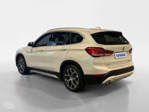 White BMW X1 2022 in Kaunas, with an engine capacity of 1.50 L and mileage of 91 thousand km for 27972 €, photo 5 on AUTOMOTO.COM.LV