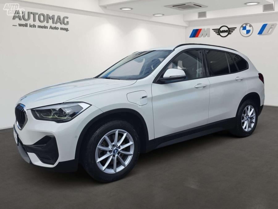 Balts BMW X1 2022 Kauņa, ar dzinēja tilpumu 1.50 L un nobraukumu 24 tūkst. km par 31114 €, foto 1 vietnē AUTOMOTO.COM.LV