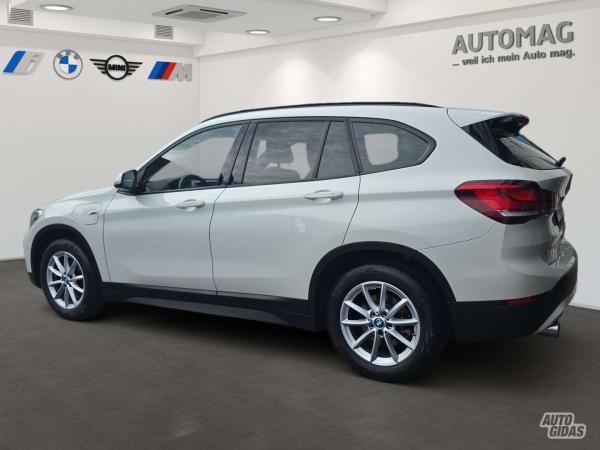 Balts BMW X1 2022 Kauņa, ar dzinēja tilpumu 1.50 L un nobraukumu 24 tūkst. km par 31114 €, foto 4 vietnē AUTOMOTO.COM.LV