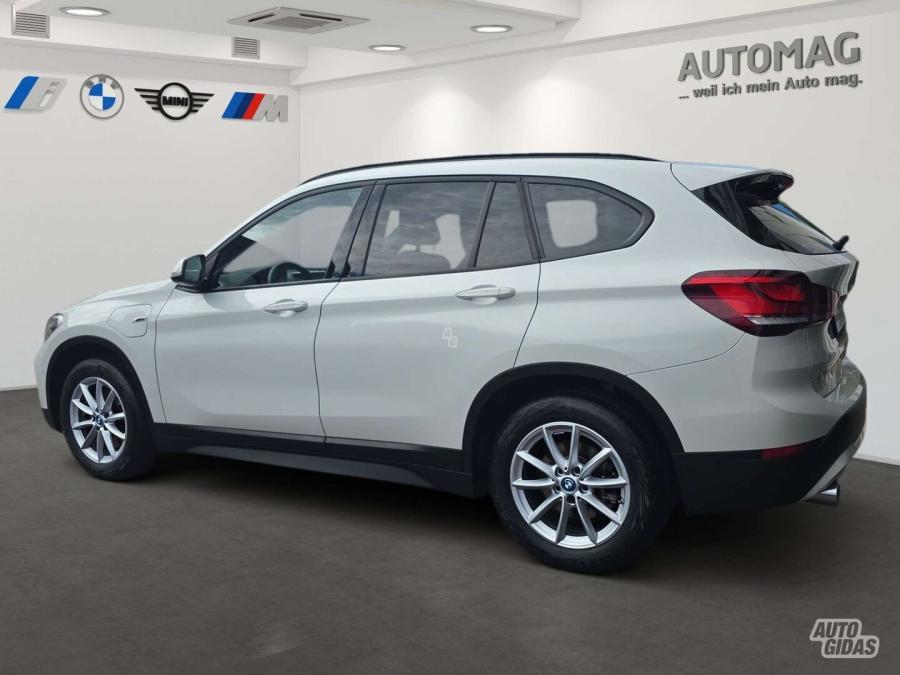 Balts BMW X1 2022 Kauņa, ar dzinēja tilpumu 1.50 L un nobraukumu 24 tūkst. km par 31114 €, foto 4 vietnē AUTOMOTO.COM.LV