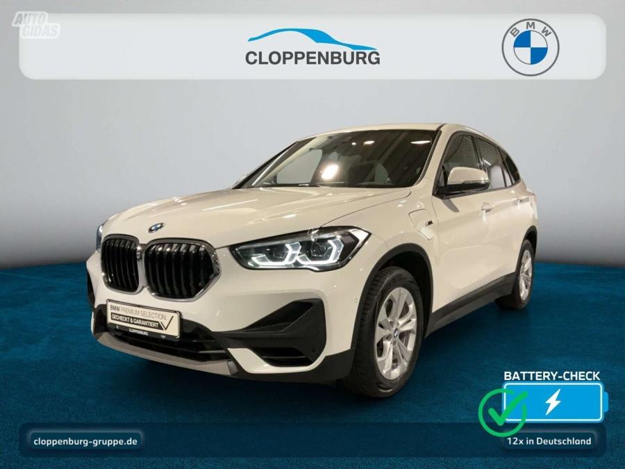 Balts BMW X1 2022 Kauņa, ar dzinēja tilpumu 1.50 L un nobraukumu 73 tūkst. km par 25625 €, foto 1 vietnē AUTOMOTO.COM.LV