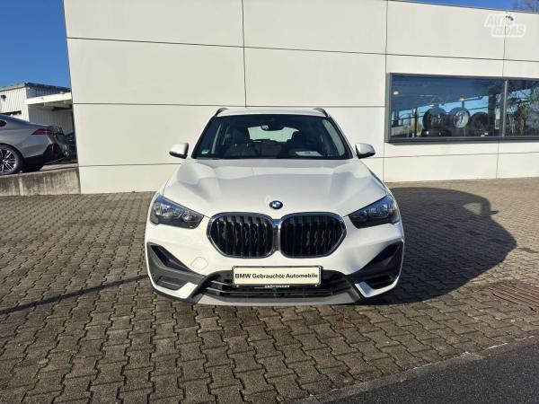Balts BMW X1 2022 Kauņa, ar dzinēja tilpumu 2.00 L un nobraukumu 57 tūkst. km par 33083 €, foto 2 vietnē AUTOMOTO.COM.LV