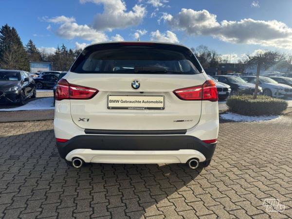 Balts BMW X1 2022 Kauņa, ar dzinēja tilpumu 2.00 L un nobraukumu 57 tūkst. km par 33083 €, foto 5 vietnē AUTOMOTO.COM.LV