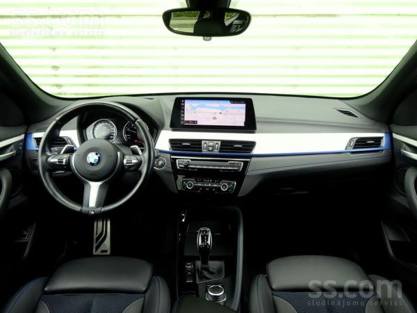 White BMW X1 2022 in Riga, with an engine capacity of 2.00 L and mileage of 191 thousand km for 21600 €, photo 5 on AUTOMOTO.COM.LV