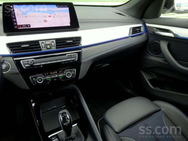 White BMW X1 2022 in Riga, with an engine capacity of 2.00 L and mileage of 191 thousand km for 21600 €, photo 10 on AUTOMOTO.COM.LV