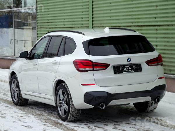 Balts BMW X1 2022 Rīga, ar dzinēja tilpumu 2.00 L un nobraukumu 191 tūkst. km par 21600 €, foto 4 vietnē AUTOMOTO.COM.LV