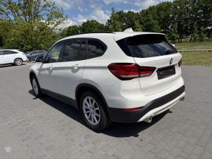 White BMW X1 2022 in Kaunas, with an engine capacity of 2.00 L and mileage of 290 thousand km for 13800 €, photo 11 on AUTOMOTO.COM.LV