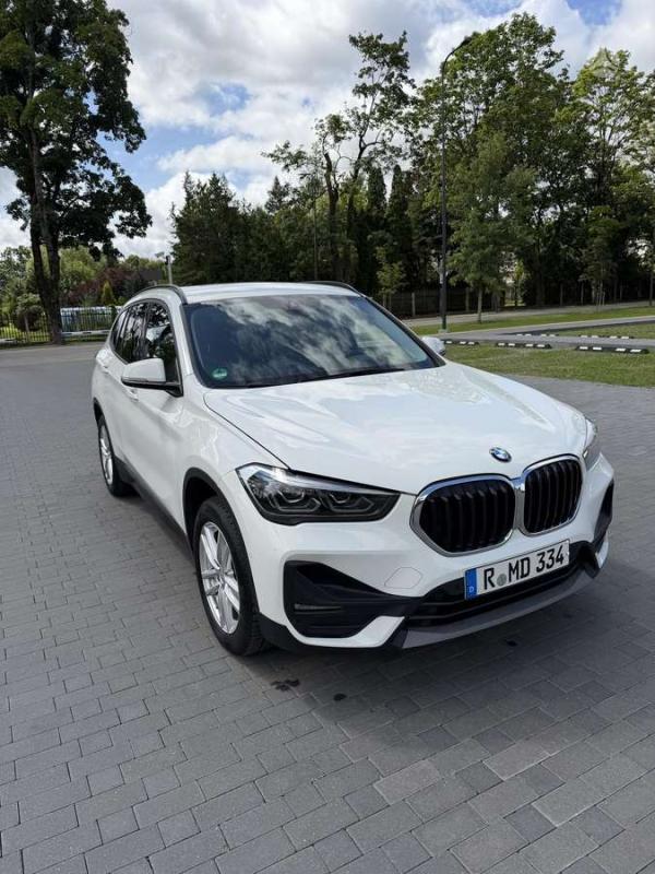 Balts BMW X1 2022 Kauņa, ar dzinēja tilpumu 2.00 L un nobraukumu 30 tūkst. km par 14999 €, foto 7 vietnē AUTOMOTO.COM.LV