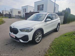 White BMW X1 2022 in Vilnius, with an engine capacity of 1.50 L and mileage of 158 thousand km for 16299 €, photo  on AUTOMOTO.COM.LV