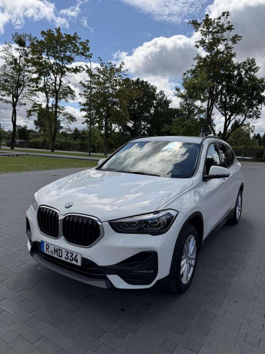 Белый БМВ Х1 2022 в Каунас, объемом двигателя 2.00 л и пробегом 295 тыс. км за 14999 €, фото 7 на AUTOMOTO.COM.LV