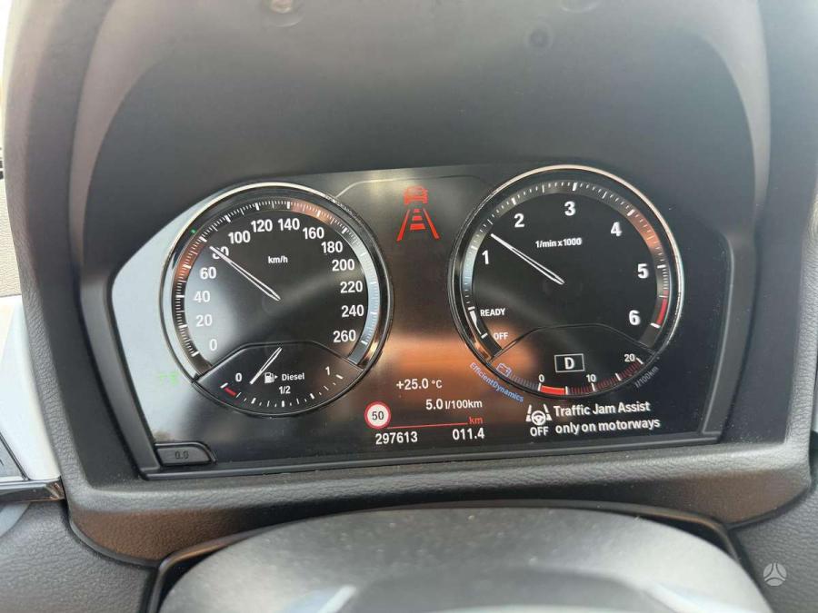 White BMW X1 2022 in Kaunas, with an engine capacity of 2.00 L and mileage of 296 thousand km for 14850 €, photo 18 on AUTOMOTO.COM.LV