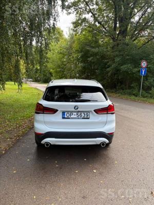 Balts BMW X1 2022 Rīga, ar dzinēja tilpumu 2.00 L un nobraukumu 171 tūkst. km par 20000 €, foto 7 vietnē AUTOMOTO.COM.LV