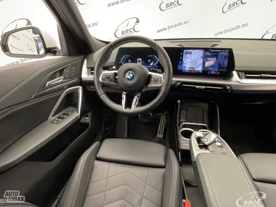 Balts BMW X1 2023 Avižieniai, ar dzinēja tilpumu 2.00 L un nobraukumu 36 tūkst. km par 34500 €, foto 13 vietnē AUTOMOTO.COM.LV