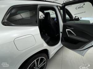 Balts BMW X1 2023 Avižieniai, ar dzinēja tilpumu 2.00 L un nobraukumu 36 tūkst. km par 34500 €, foto 14 vietnē AUTOMOTO.COM.LV