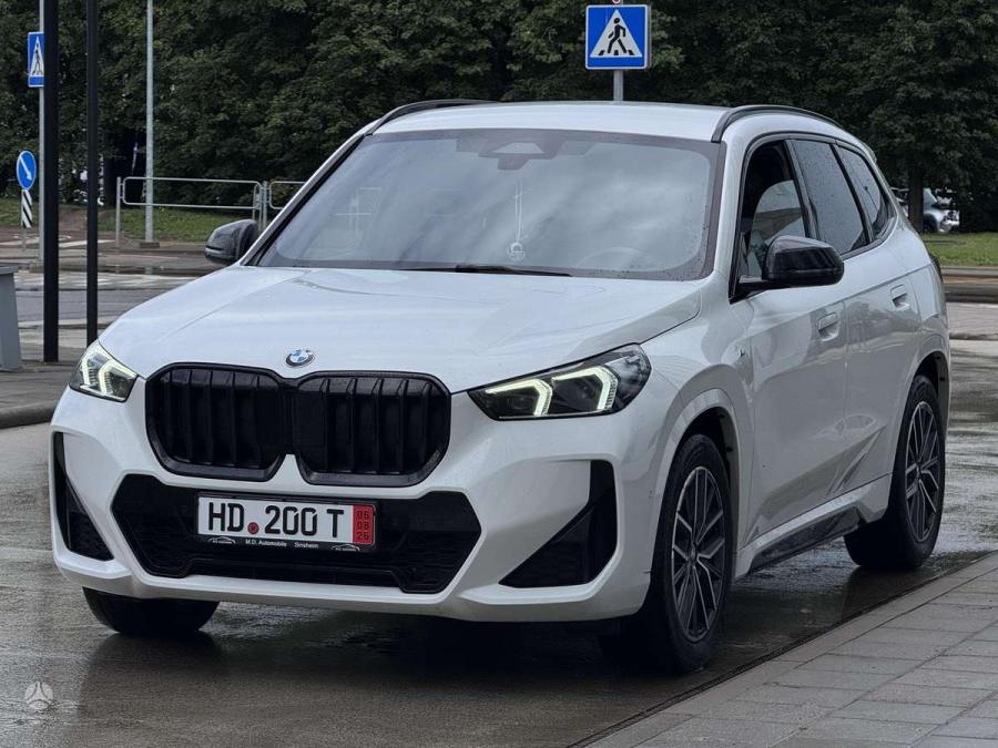 Белый БМВ Х1 2023 в Вильнюс, объемом двигателя 2.00 л и пробегом 215 тыс. км за 28500 €, фото 4 на AUTOMOTO.COM.LV