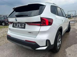 White BMW X1 2023 in Vilnius, with an engine capacity of 1.50 L and mileage of 178 thousand km for 24900 €, photo 7 on AUTOMOTO.COM.LV