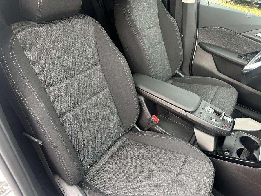 White BMW X1 2023 in Vilnius, with an engine capacity of 1.50 L and mileage of 178 thousand km for 24900 €, photo 21 on AUTOMOTO.COM.LV