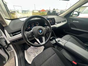 White BMW X1 2023 in Vilnius, with an engine capacity of 1.50 L and mileage of 178 thousand km for 24900 €, photo 25 on AUTOMOTO.COM.LV