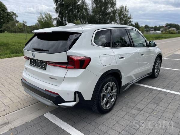 Balts BMW X1 2023 Rīga, ar dzinēja tilpumu 1.50 L un nobraukumu 58 tūkst. km par 33900 €, foto 6 vietnē AUTOMOTO.COM.LV