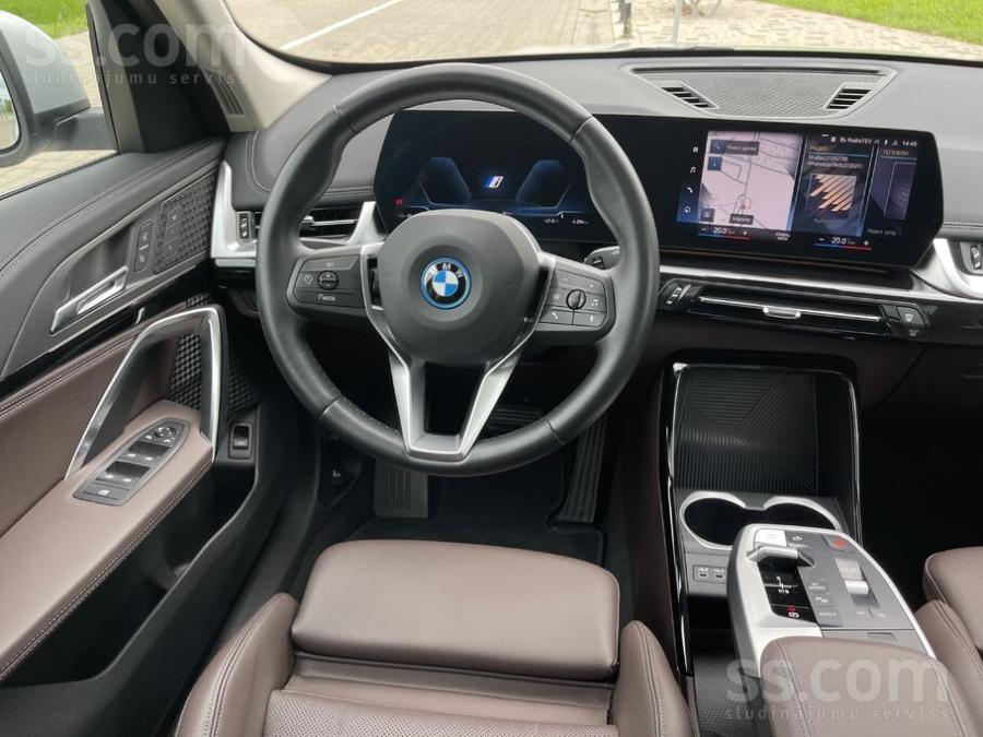 White BMW X1 2023 in Riga, with an engine capacity of 1.50 L and mileage of 58 thousand km for 33900 €, photo 10 on AUTOMOTO.COM.LV