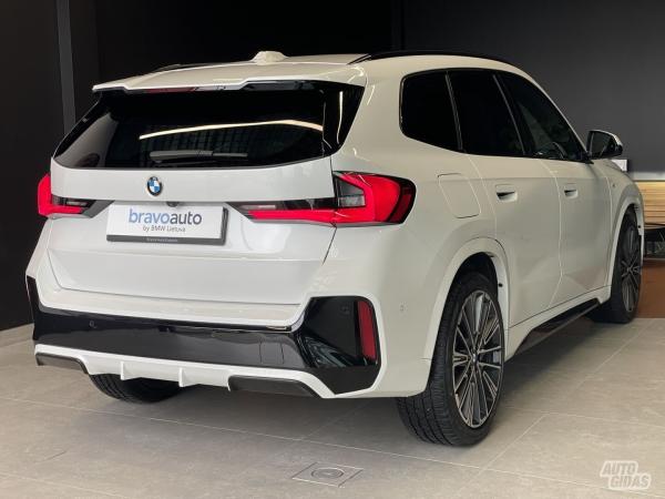 Balts BMW X1 2023 Klaipėda, ar dzinēja tilpumu 1.50 L un nobraukumu 67 tūkst. km par 36491 €, foto 5 vietnē AUTOMOTO.COM.LV