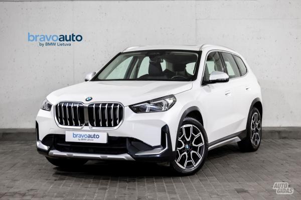 Balts BMW X1 2023 Viļņa, ar dzinēja tilpumu 1.50 L un nobraukumu 47 tūkst. km par 32991 €, foto  vietnē AUTOMOTO.COM.LV