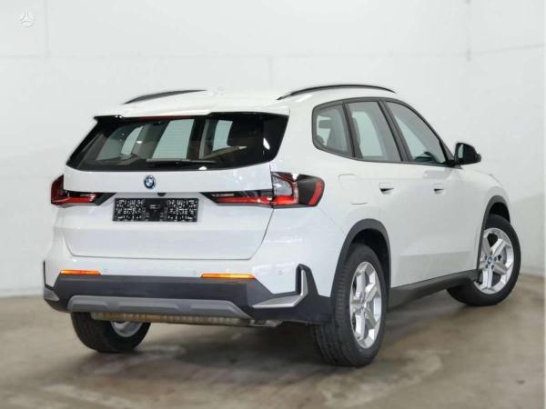 Balts BMW X1 2024 Viļņa, ar dzinēja tilpumu 1.50 L un nobraukumu 16 tūkst. km par 44992 €, foto 5 vietnē AUTOMOTO.COM.LV