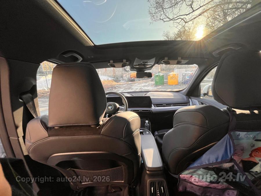 Белый БМВ Х1 2024 в Таллин, объемом двигателя 1.50 л и пробегом 14 тыс. км за 39500 €, фото 4 на AUTOMOTO.COM.LV