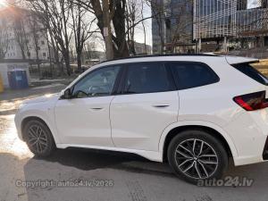 Белый БМВ Х1 2024 в Таллин, объемом двигателя 1.50 л и пробегом 14 тыс. км за 39500 €, фото 5 на AUTOMOTO.COM.LV