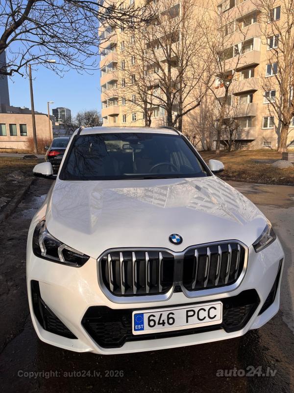 Белый БМВ Х1 2024 в Таллин, объемом двигателя 1.50 л и пробегом 14 тыс. км за 39500 €, фото 5 на AUTOMOTO.COM.LV