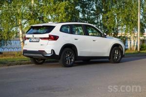 White BMW X1 2024 in Riga, with an engine capacity of 1.50 L and mileage of 15 thousand km for 37000 €, photo 13 on AUTOMOTO.COM.LV