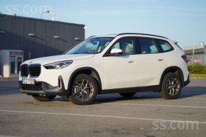 White BMW X1 2024 in Riga, with an engine capacity of 1.50 L and mileage of 15 thousand km for 37000 €, photo 14 on AUTOMOTO.COM.LV