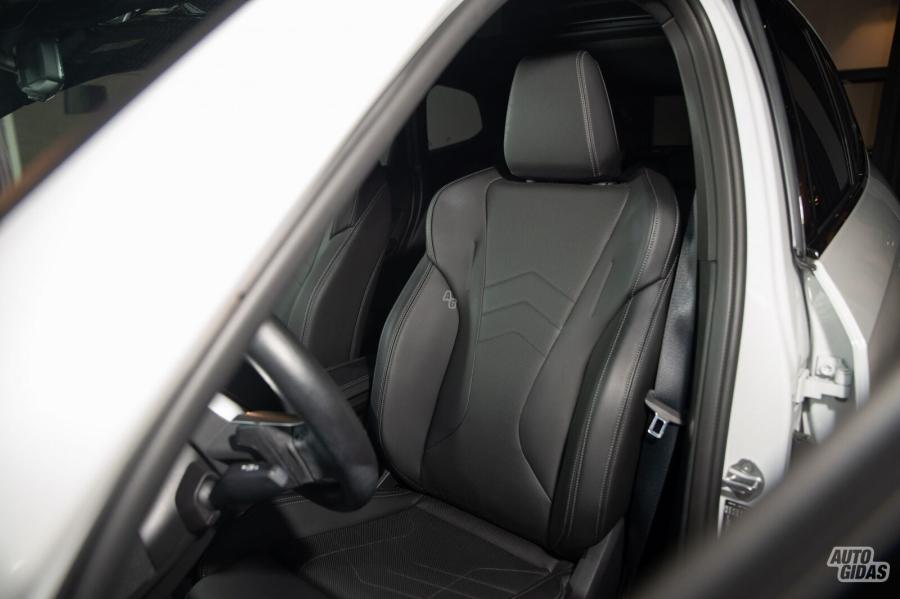 Balts BMW X1 2024 Kauņa, ar dzinēja tilpumu 1.50 L un nobraukumu 37 tūkst. km par 38991 €, foto 11 vietnē AUTOMOTO.COM.LV