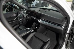 Balts BMW X1 2024 Kauņa, ar dzinēja tilpumu 1.50 L un nobraukumu 37 tūkst. km par 38991 €, foto 16 vietnē AUTOMOTO.COM.LV