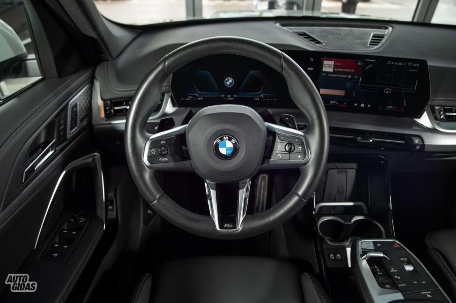 Balts BMW X1 2024 Kauņa, ar dzinēja tilpumu 1.50 L un nobraukumu 37 tūkst. km par 38991 €, foto 17 vietnē AUTOMOTO.COM.LV