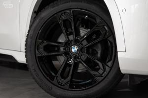 Balts BMW X1 2024 Kauņa, ar dzinēja tilpumu 1.50 L un nobraukumu 37 tūkst. km par 38991 €, foto 26 vietnē AUTOMOTO.COM.LV