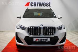 Balts BMW X1 2025 Rīga, ar dzinēja tilpumu 1.50 L un nobraukumu 10 tūkst. km par 38999 €, foto 3 vietnē AUTOMOTO.COM.LV