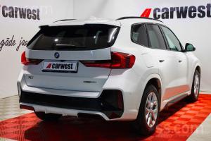 Balts BMW X1 2025 Rīga, ar dzinēja tilpumu 1.50 L un nobraukumu 10 tūkst. km par 38999 €, foto 5 vietnē AUTOMOTO.COM.LV