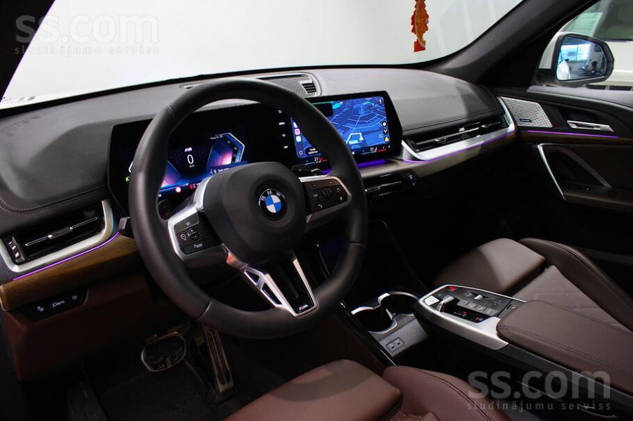 Balts BMW X1 2025 Rīga, ar dzinēja tilpumu 1.50 L un nobraukumu 10 tūkst. km par 38999 €, foto 11 vietnē AUTOMOTO.COM.LV
