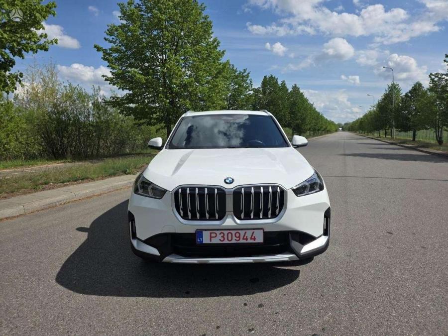Белый БМВ Х1 2025 в Паневежис, объемом двигателя 2.00 л и пробегом 4 тыс. км за 32900 €, фото 8 на AUTOMOTO.COM.LV