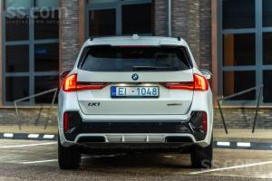 Balts BMW X1 2025 Rīga, ar dzinēja tilpumu 1.50 L un nobraukumu 15 tūkst. km par 42900 €, foto 8 vietnē AUTOMOTO.COM.LV
