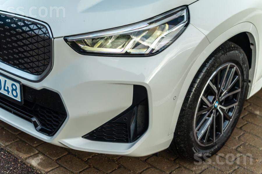Balts BMW X1 2025 Rīga, ar dzinēja tilpumu 1.50 L un nobraukumu 15 tūkst. km par 42900 €, foto 11 vietnē AUTOMOTO.COM.LV