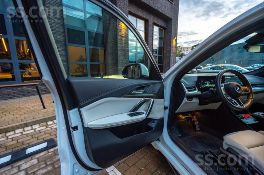 Balts BMW X1 2025 Rīga, ar dzinēja tilpumu 1.50 L un nobraukumu 15 tūkst. km par 42900 €, foto 12 vietnē AUTOMOTO.COM.LV