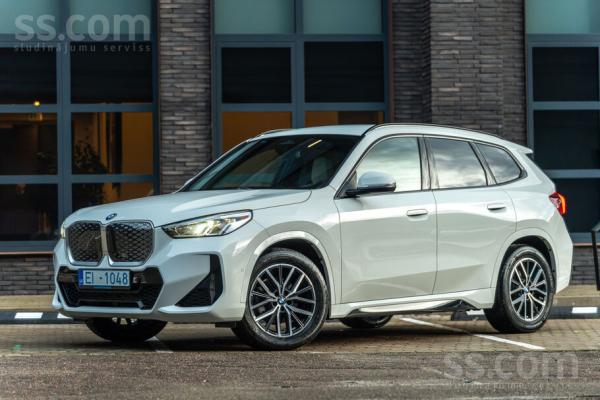 BMW X1 2025 RÄ«ga vietnÄ Balts BMW X1 2025 RÄ«ga, ar dzinÄja tilpumu 1.50 L un nobraukumu 15 tÅ«kst. km par 42900 ā¬, foto 1 vietnÄ AUTOMOTO.COM.LV
