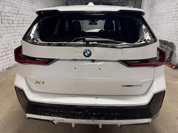 Balts BMW X1 2026 Gargždai, ar dzinēja tilpumu 2.00 L un nobraukumu 11 tūkst. km par 17000 €, foto 4 vietnē AUTOMOTO.COM.LV