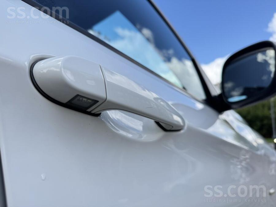 Balts BMW X1 2010 Rīga, ar dzinēja tilpumu 2.00 L un nobraukumu 219 tūkst. km par 6690 €, foto 7 vietnē AUTOMOTO.COM.LV