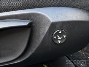 Balts BMW X1 2010 Rīga, ar dzinēja tilpumu 2.00 L un nobraukumu 219 tūkst. km par 6690 €, foto 18 vietnē AUTOMOTO.COM.LV