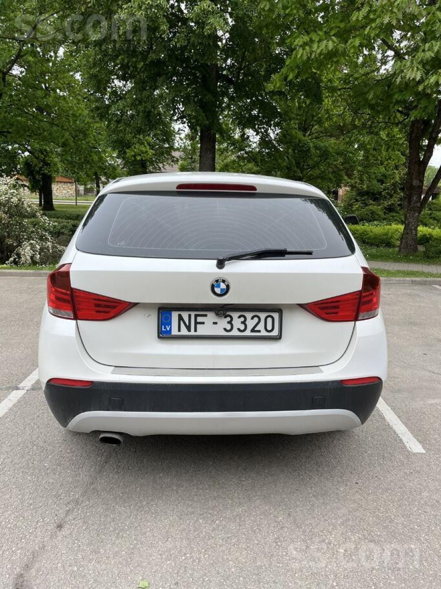 Balts BMW X1 2011 Rīga, ar dzinēja tilpumu 2.00 L un nobraukumu 256 tūkst. km par 4949 €, foto 6 vietnē AUTOMOTO.COM.LV