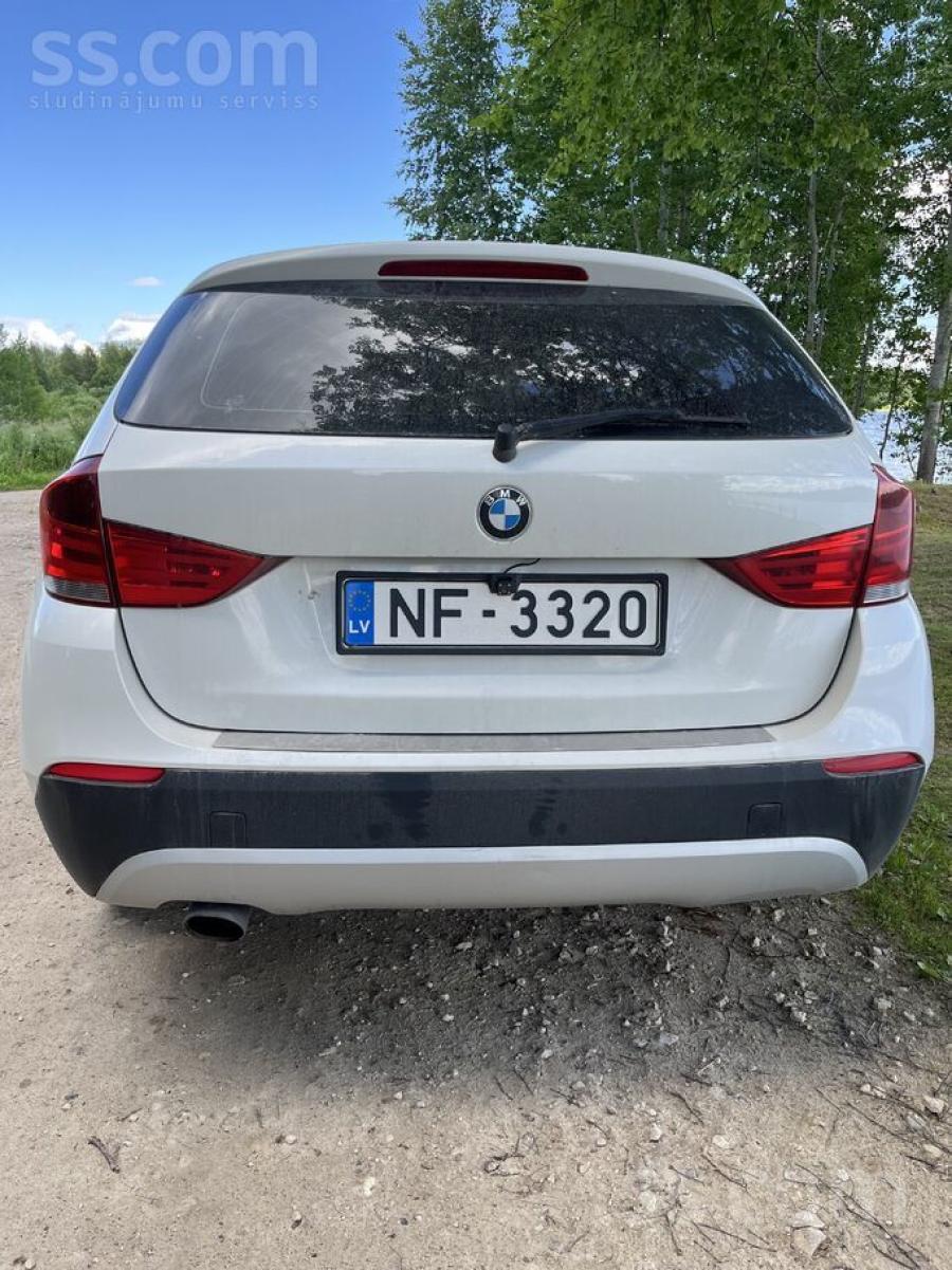 Balts BMW X1 2011 Rīga, ar dzinēja tilpumu 2.00 L un nobraukumu 256 tūkst. km par 4500 €, foto 5 vietnē AUTOMOTO.COM.LV