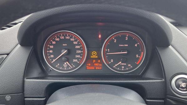 Balts BMW X1 2012 Tauragė, ar dzinēja tilpumu 2.00 L un nobraukumu 220 tūkst. km par 6850 €, foto 11 vietnē AUTOMOTO.COM.LV